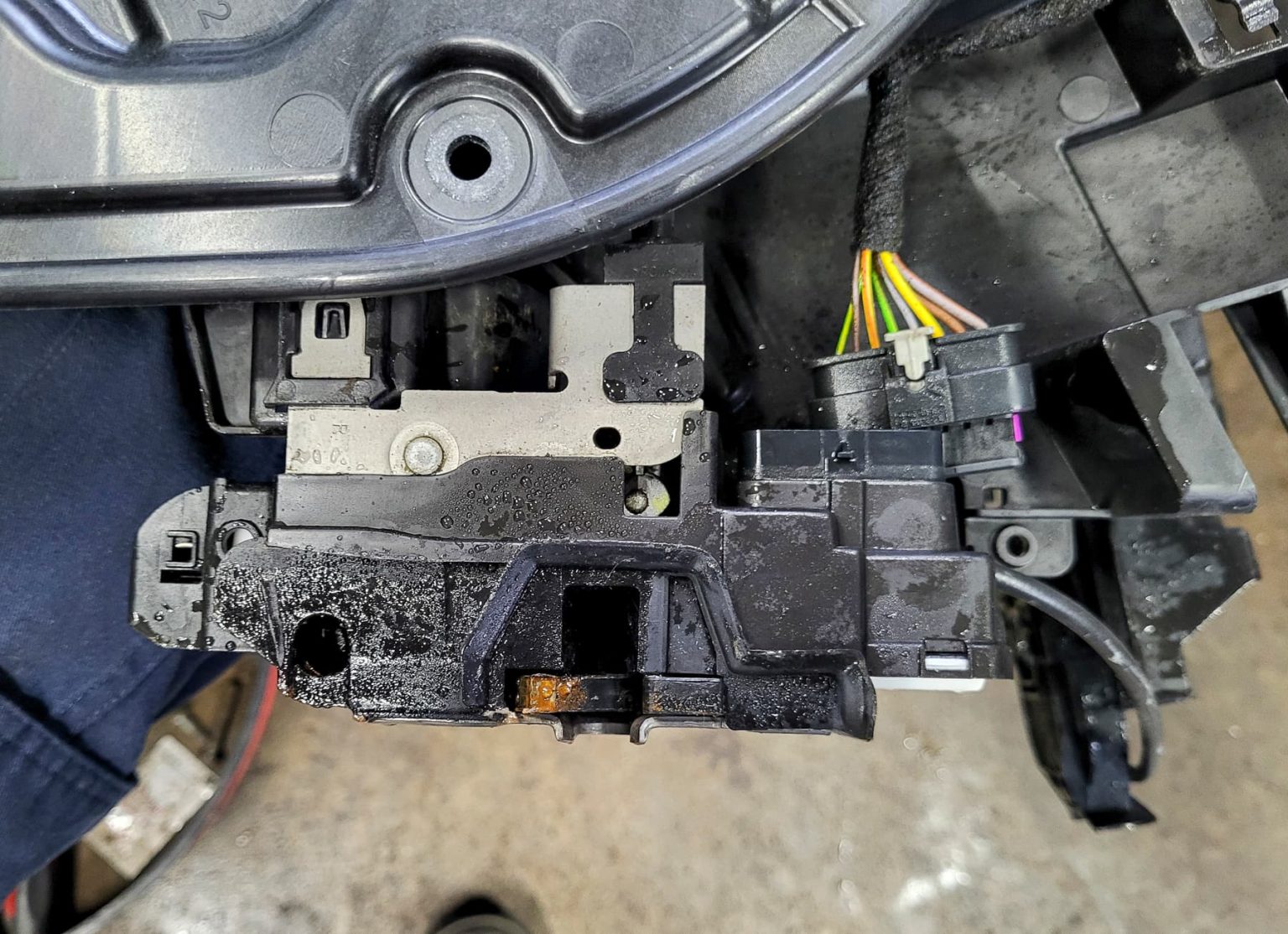 2016 Volvo XC90, Rear Door Latch- Pawlik Automotive Repair, Vancouver BC